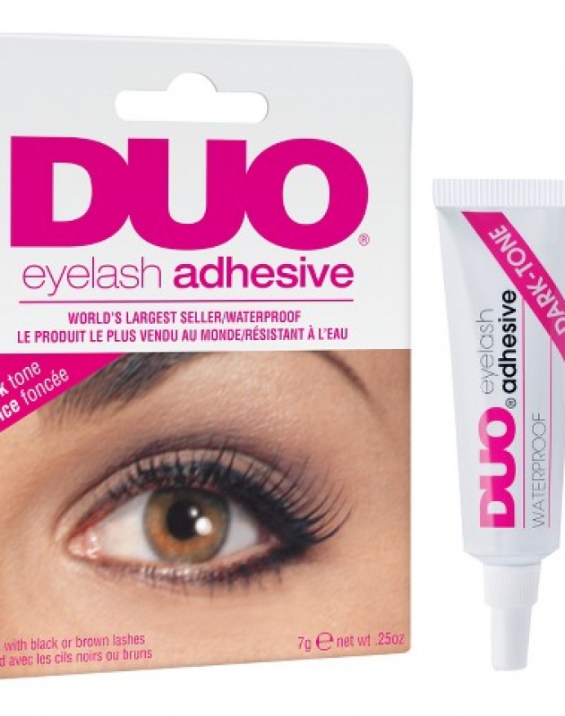 DUO Eyelash Adhesive - Beauty Review