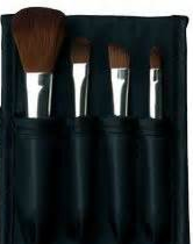 The Body Shop Mini Brush Kit - Beauty Review