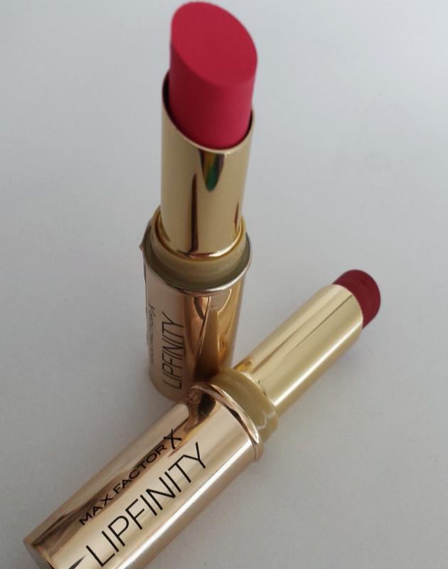Max Factor Lipfinity Lipstick - Beauty Review