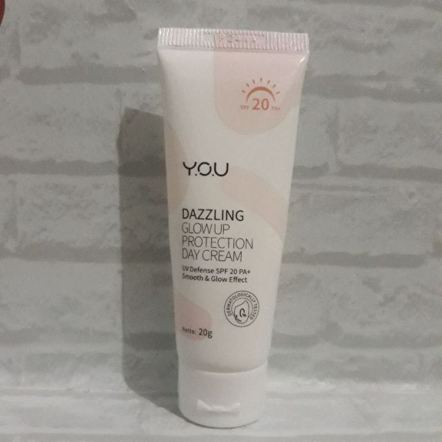 YOU Beauty Dazzling Glow Up Protection Day Cream - Beauty Review