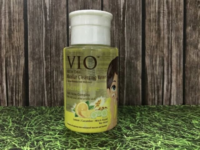 Vio Vio cleansing micellar water - Beauty Review