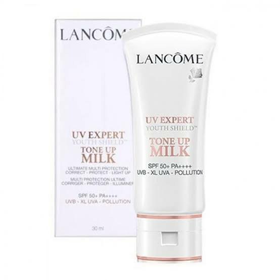 Lancome Uv expert Youth shield tone up milk - Beauty Review
