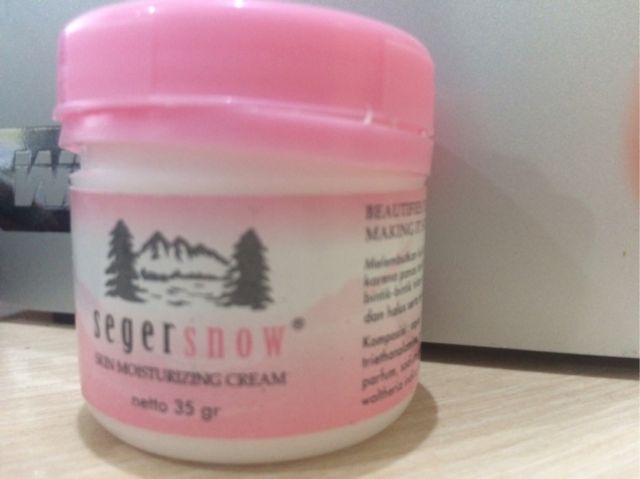 Seger Snow Skin Moisturizing Cream - Beauty Review