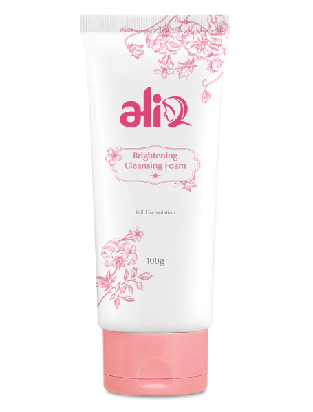 ALIA Brightening Cleansing Foam - Beauty Review