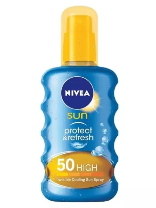 NIVEA Sun Protect & Refresh Invisible Sun Spray SPF 50 - Beauty Review